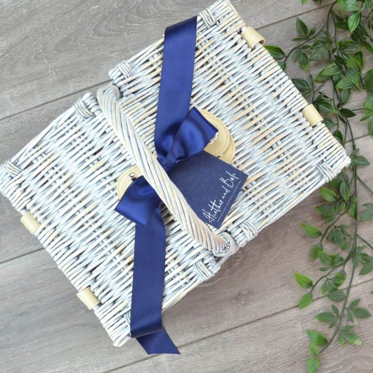 English Rosé Wine Box | Gusbourne Vineyards 2016 | Luxury Gifts