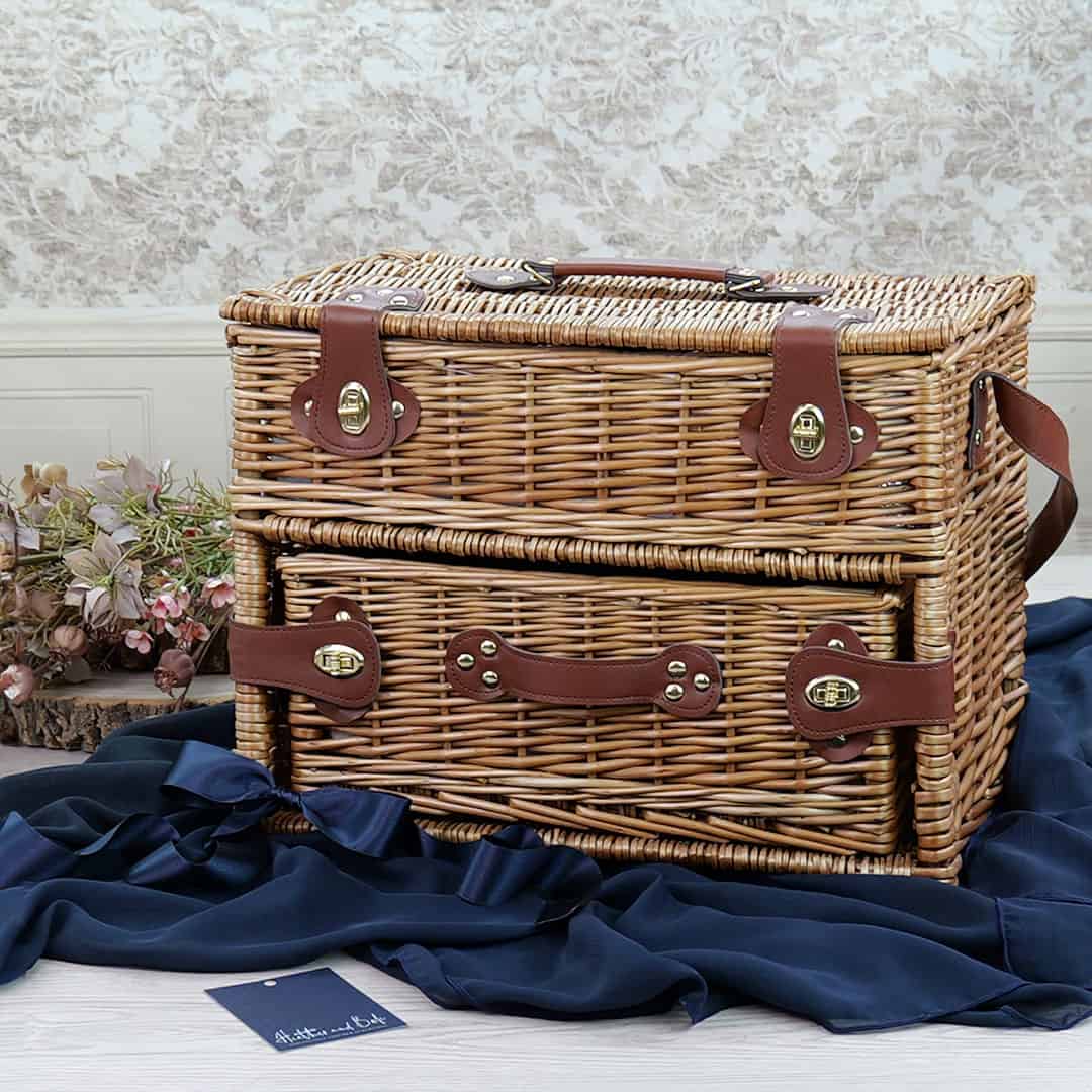 4 Person Green Tweed Draw Hamper | Fitted Wicker Hamper